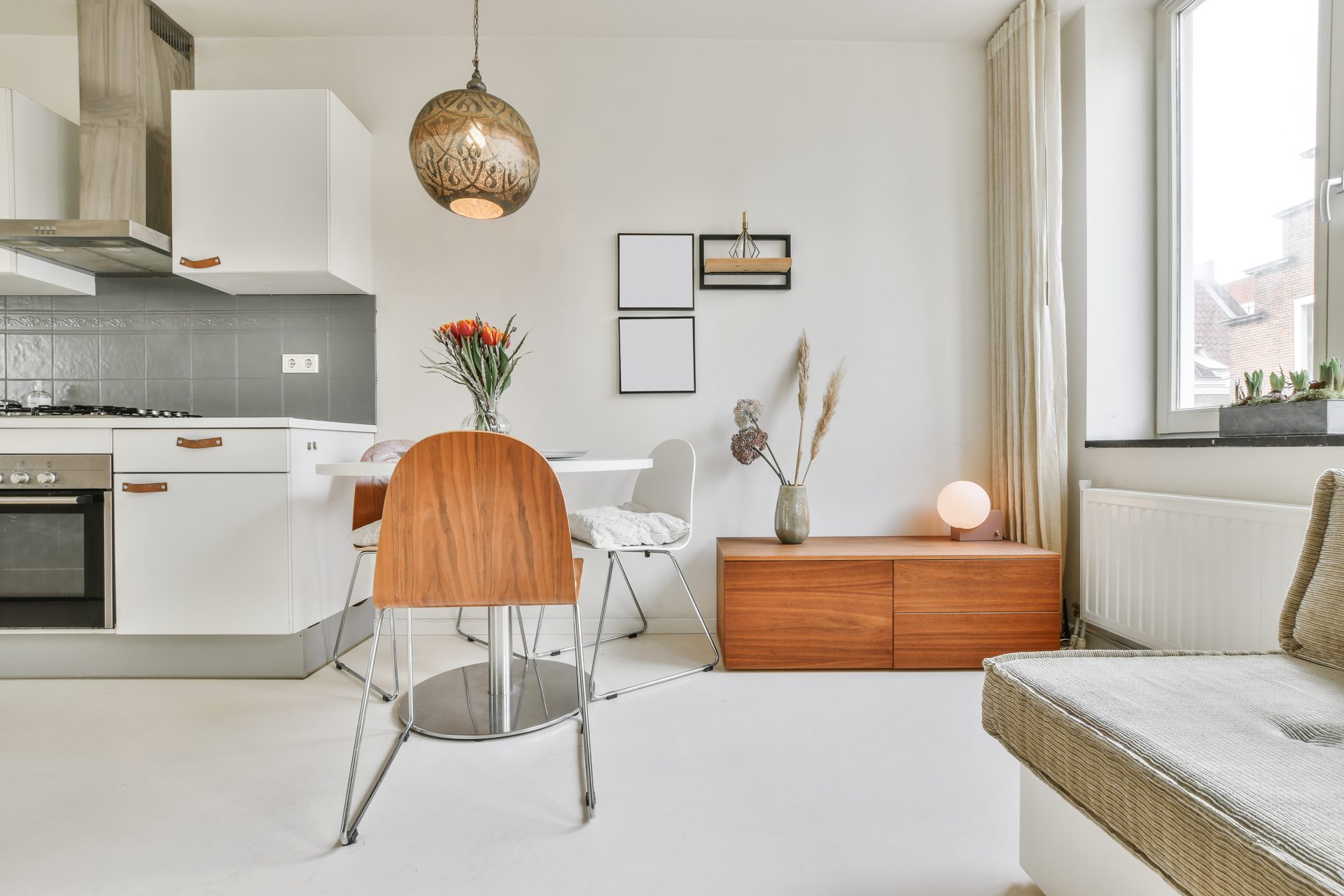 Aménagement cuisine ouverte sur salon 25m2 : nos astuces